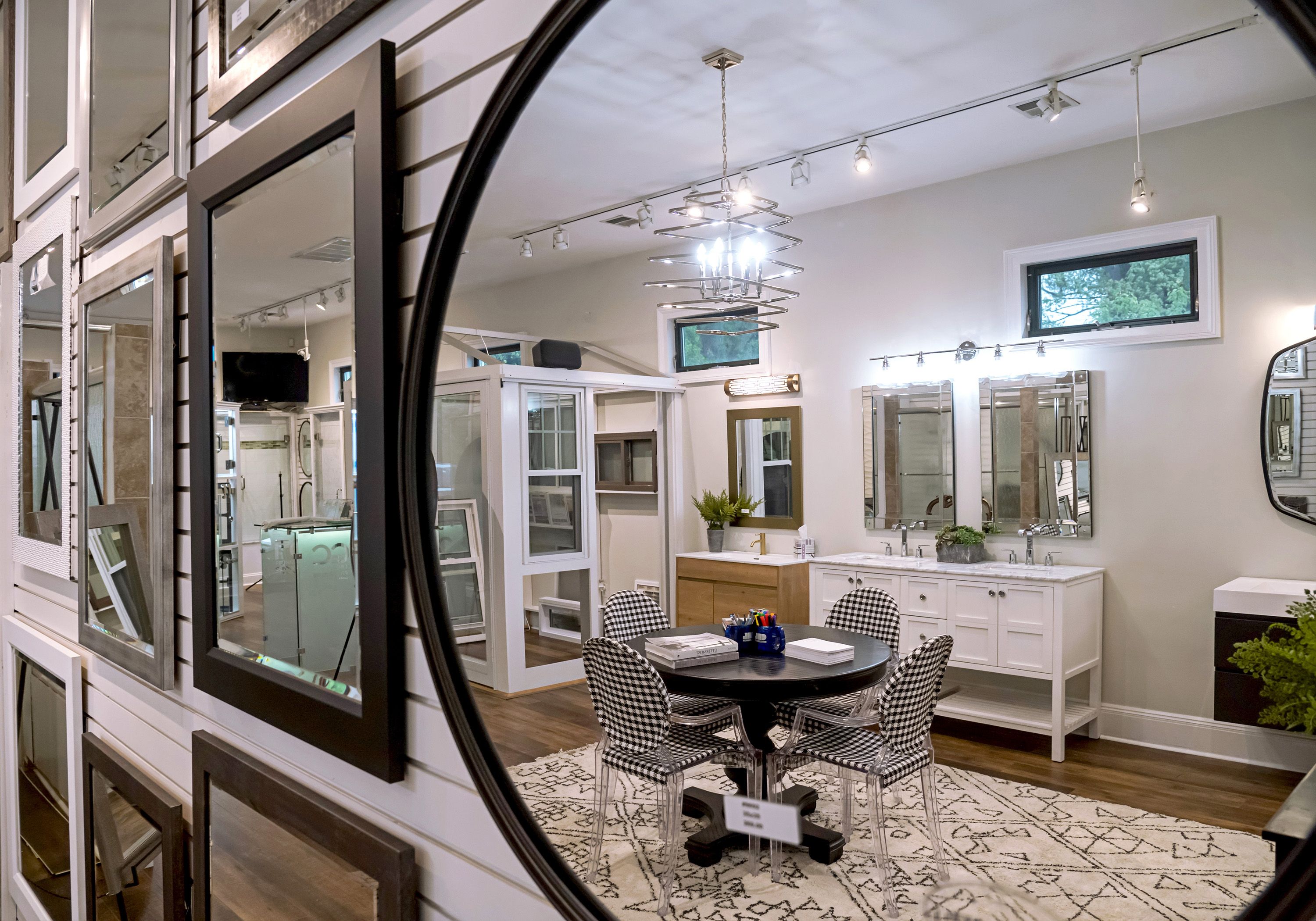 Glass Showroom in Franklin MA - Franklin Glass Company