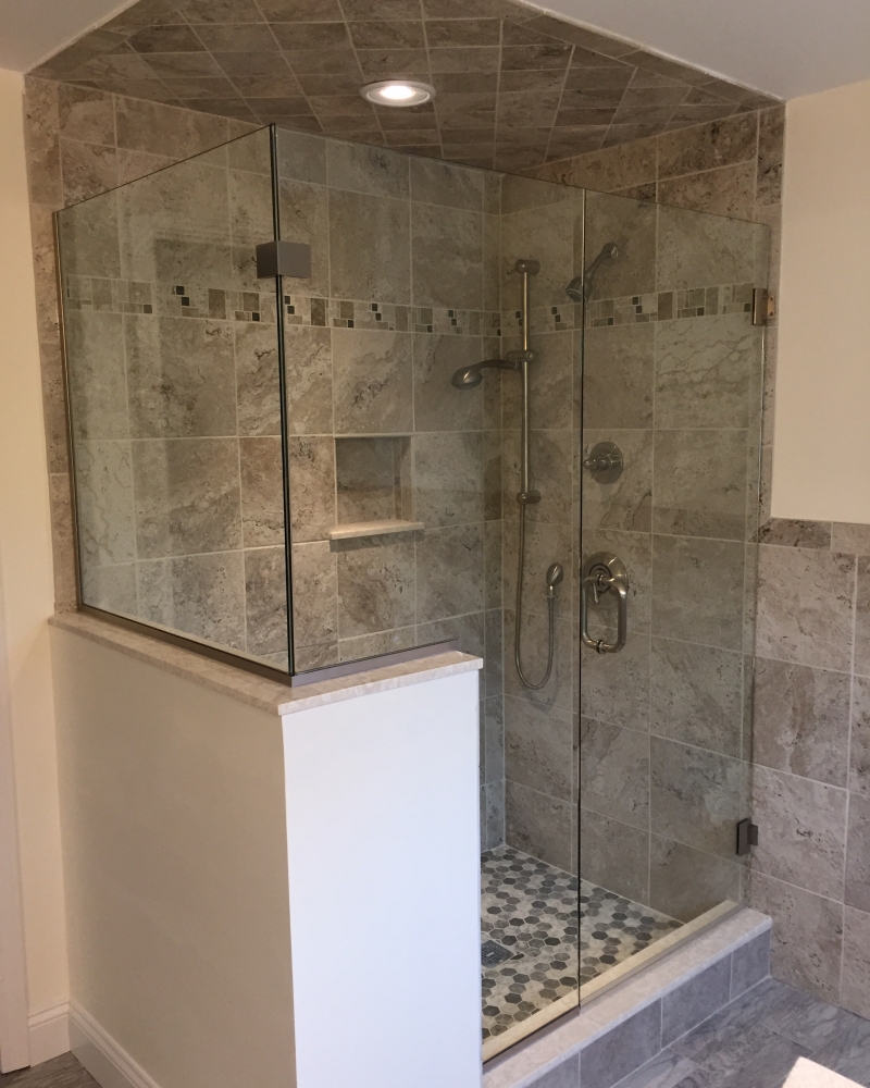 Door/Panel with Notched Return Hinged Right - Franklin Glass Company