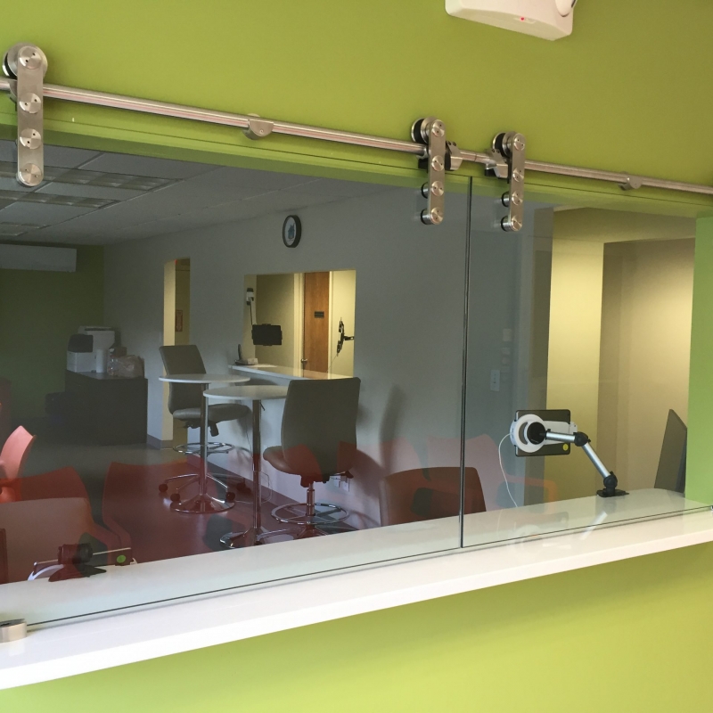 Protective Barriers - Franklin Glass Company